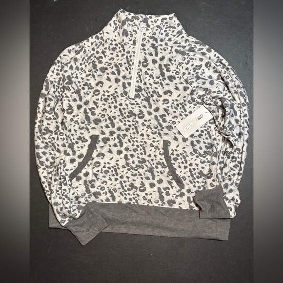 Pants & Jumpsuits | Leopard Print Tracksuit Womens Size Medium With ...